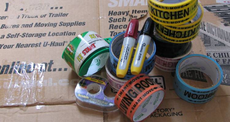 What To Pack In Your First Night Box When You Move Home – New Urban Homes